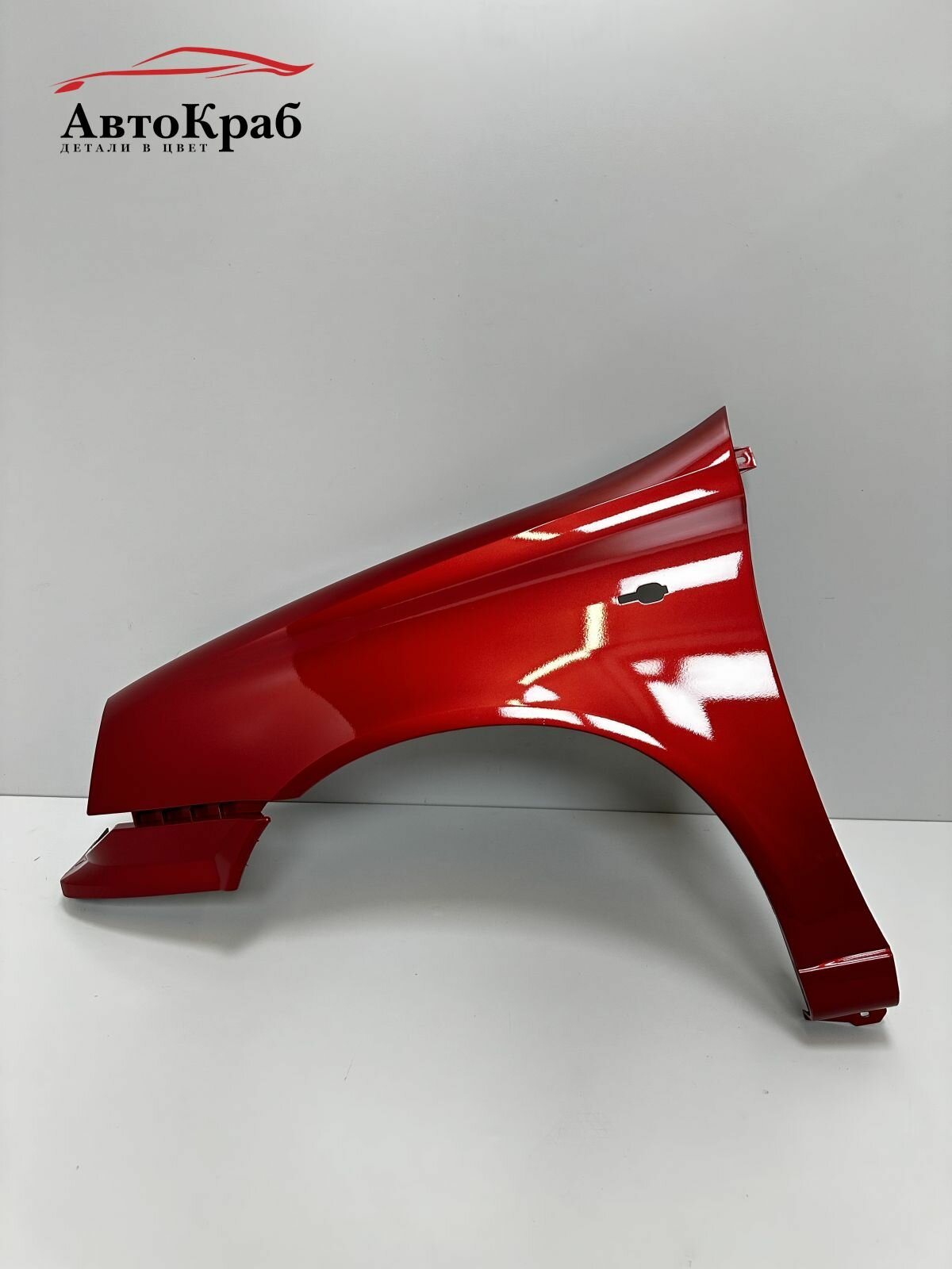Крыло переднее левое пластиковое в цвет для Лада Калина 1 2004 - 2013 г. 104 - калина, красный