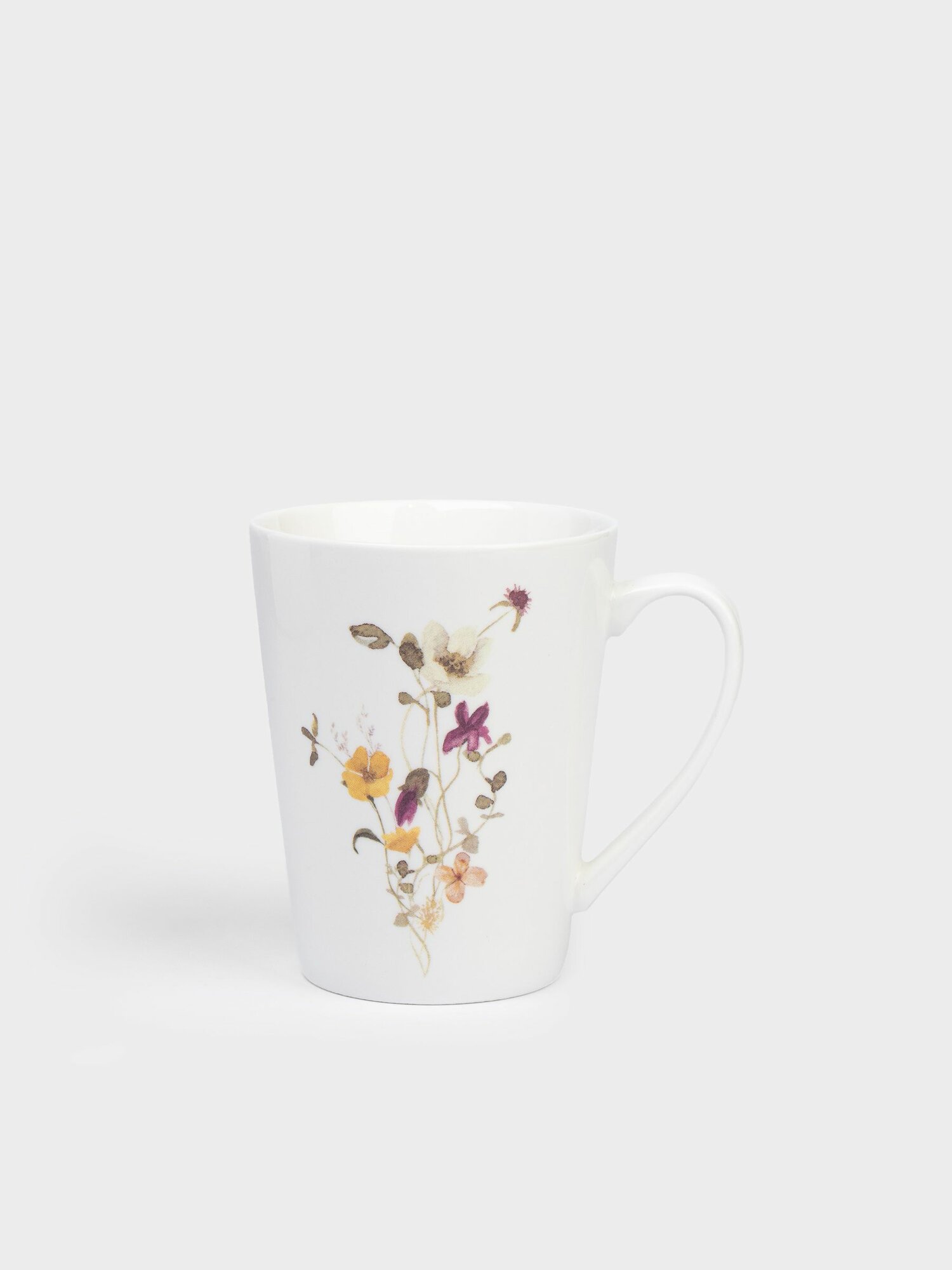 Кружка Kuchenland, 420 мл, фарфор N, белая, Желтые цветы, Floweri