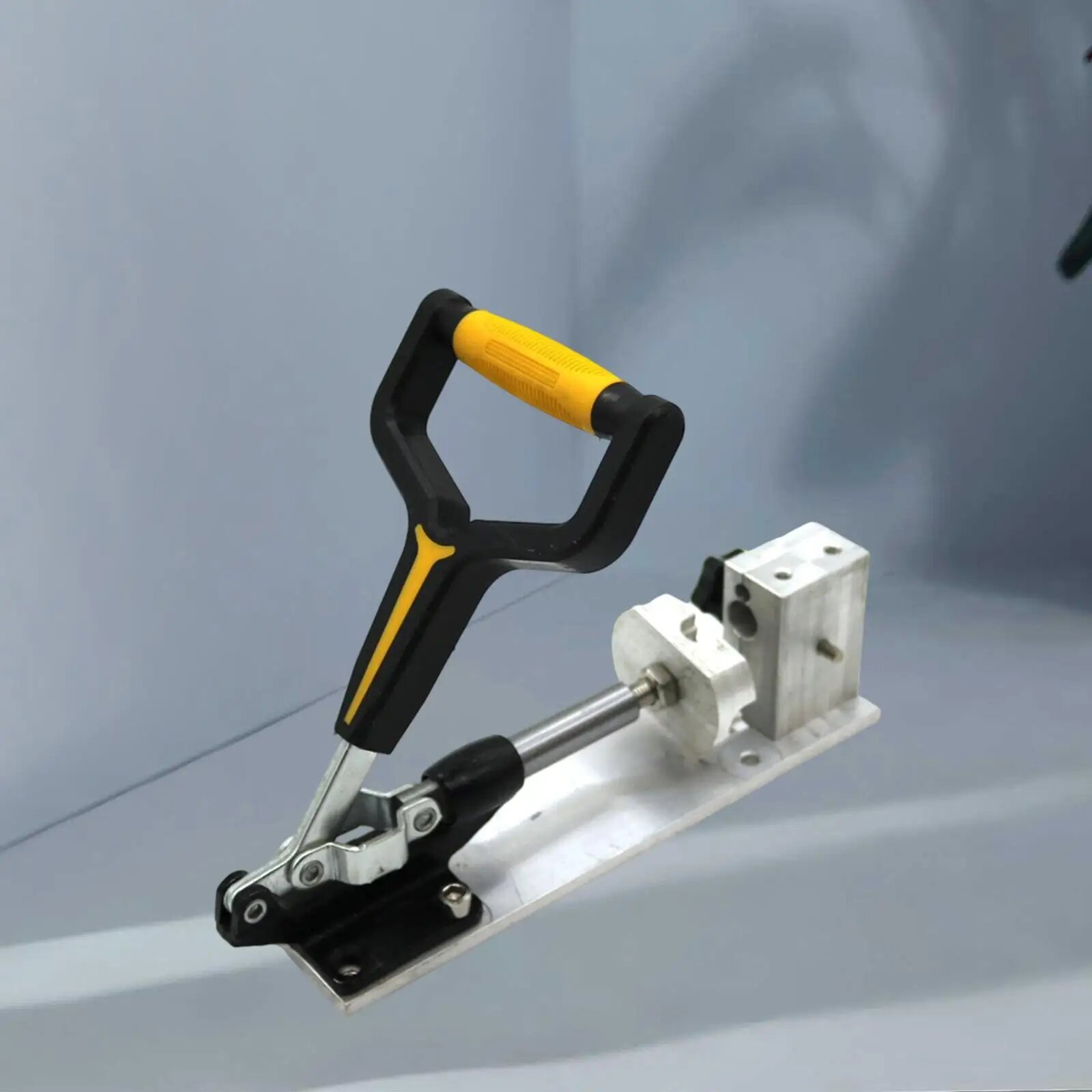 Прочный металлический установщик автомобильных трубок Устройство установки нагревательной трубы мочевина для гибких топливных проектов