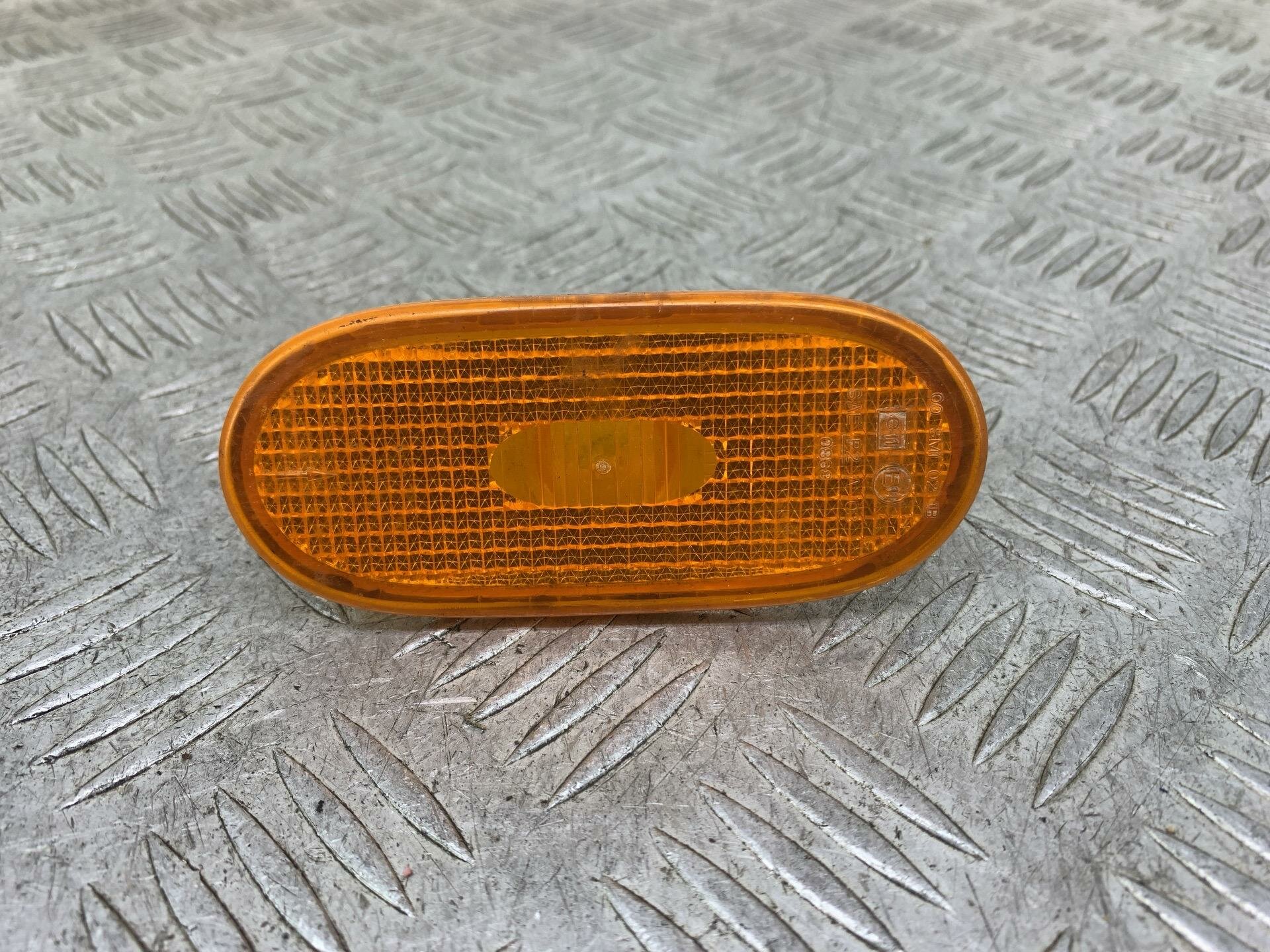 Габаритный фонарь Mercedes-Benz Sprinter W901-905 рест. (2000 - 2006) A0038202956