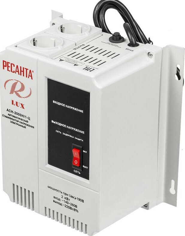 Стабилизатор напряжения АСН-2000 Н/1-Ц Lux 1ф 2кВт IP20 настен. релейный с двумя розетками Ресанта 63/6/15