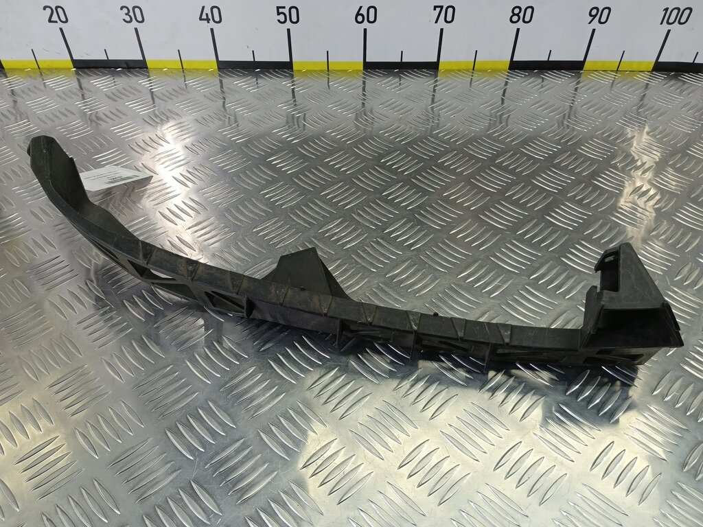 Кронштейн бампера передний Б/У для MAZDA 3 BK рестайлинг (2006—2009) BP4K50151