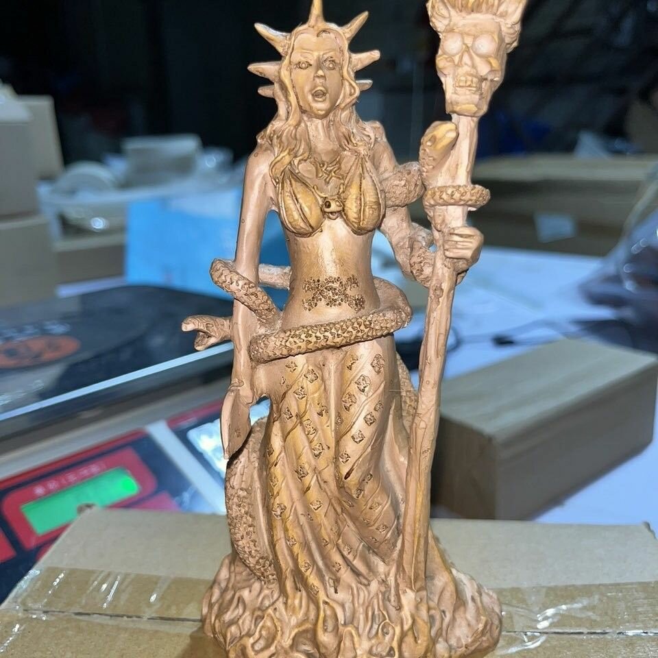 Статуэтка "Геката - богиня волшебства и всего таинственного" (Veronese) WS-580-ER