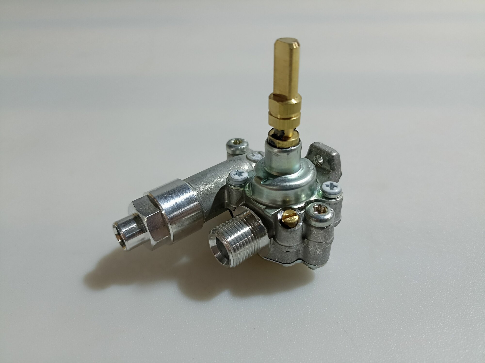 Кран газовый большой конф, для варочной поверхности газовой Hansa BHKS310301