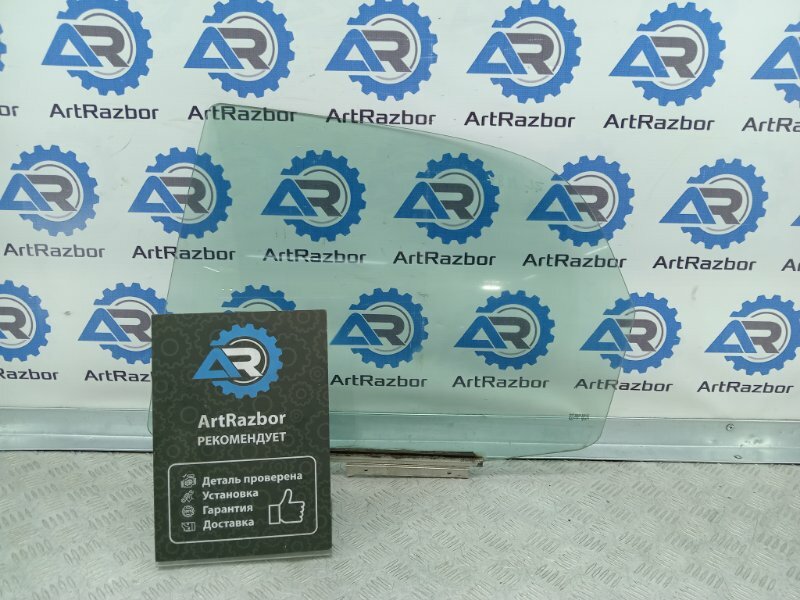 Б/У Стекло двери задней левой Suzuki Sx4 / Сузуки Sx4 1.6 M16A 106 Л.С. хэтчбек 2006