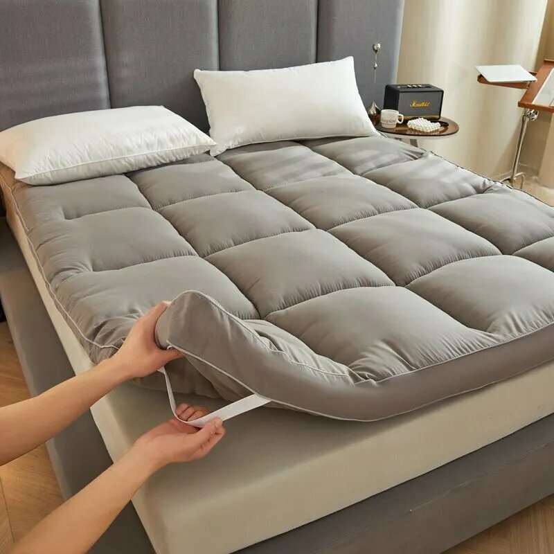 Уровень отеля Утолщенный и складной Матрас, Беспружинный, (Подходит для использования дома и в общежитии) 150х200 см