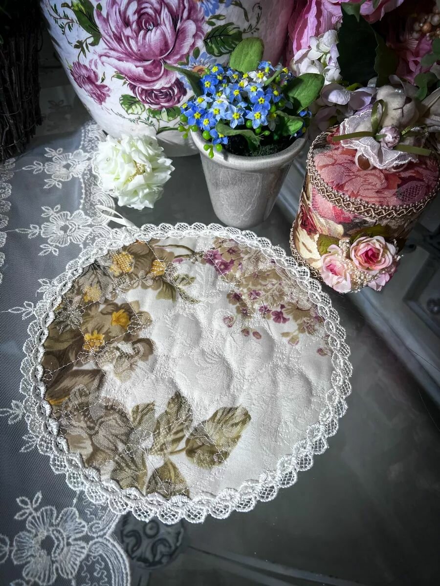 Салфетка Ajourele "PROVENCE", ручная работа, диаметр 21см, кремовая, рисунок цветы
