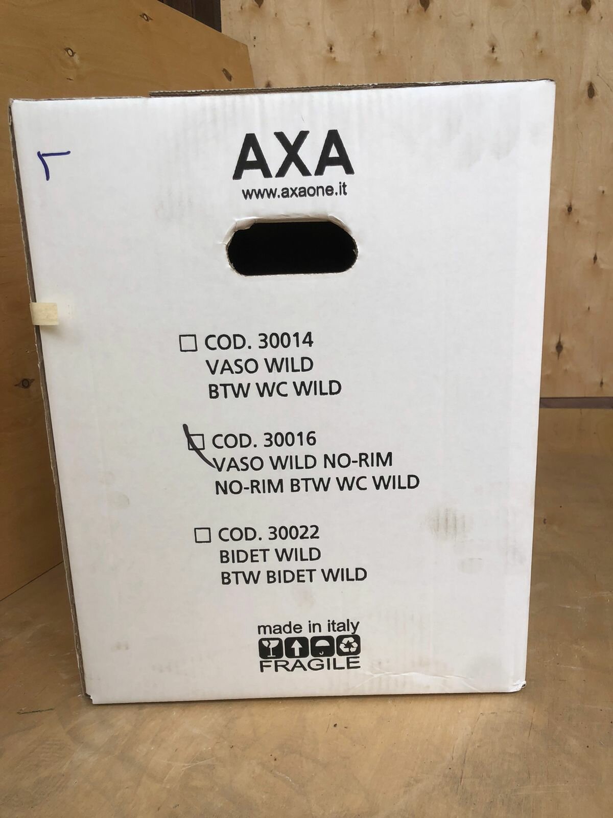 Сантехника AXA ONE унитаза-Axa-WILD-30016