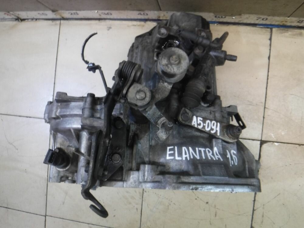 Механическая коробка передач Hyundai Elantra III 4300028523