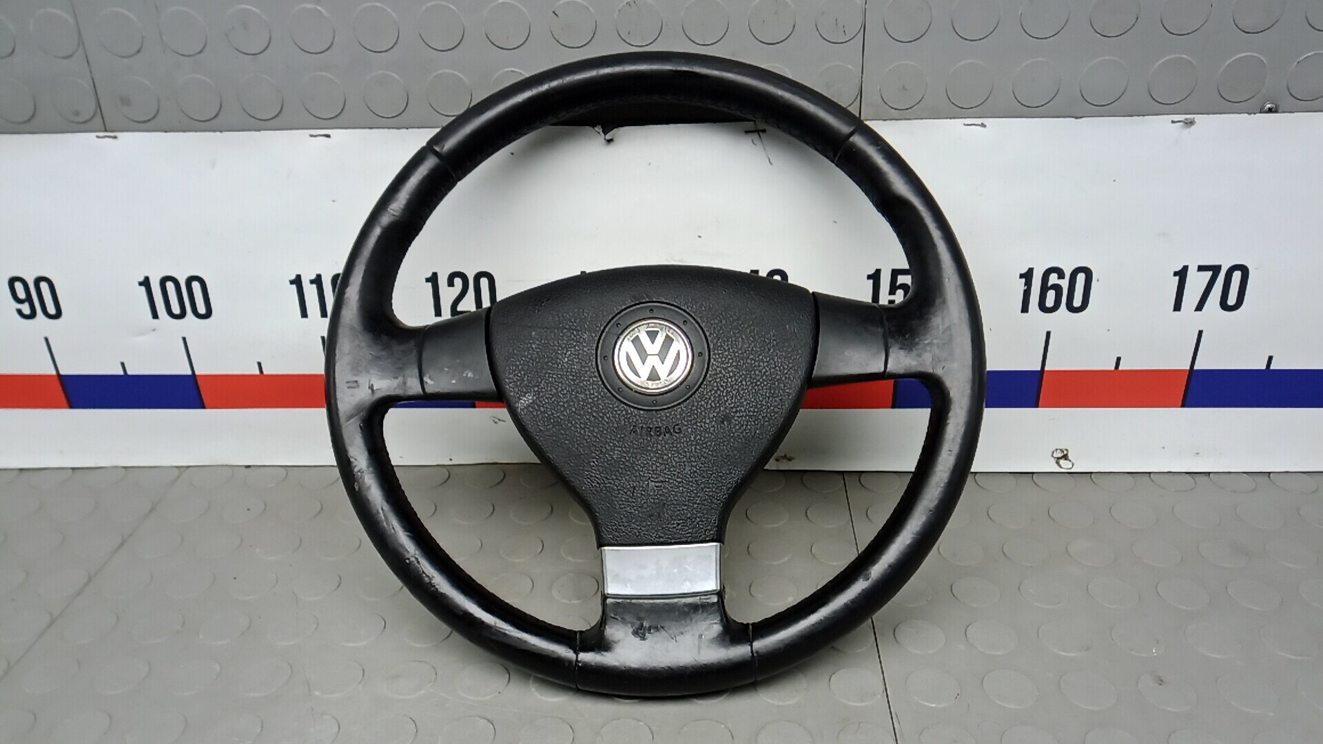 Руль VOLKSWAGEN TIGUAN 1