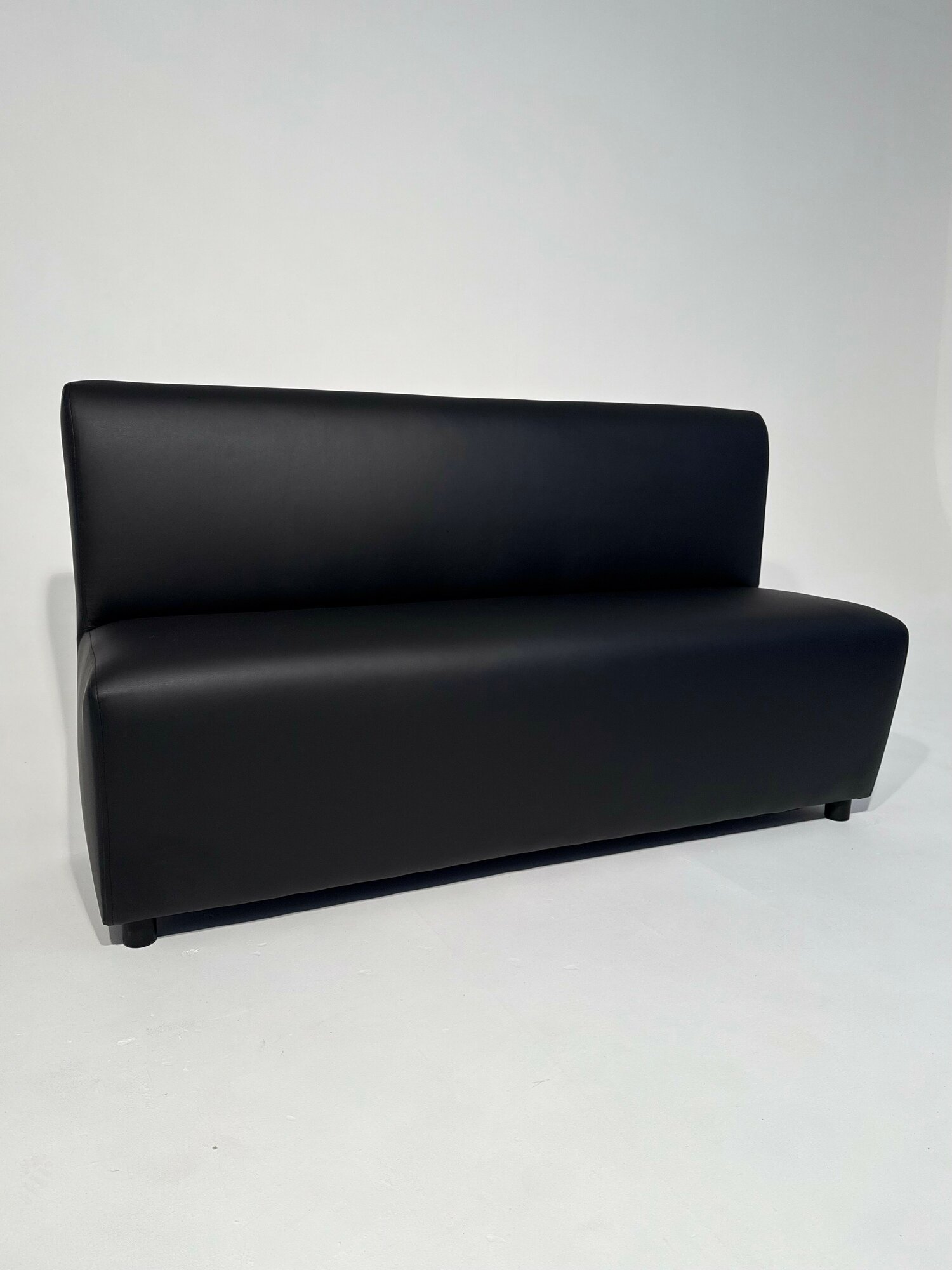 Диван для бара, кафе, ресторана Сити, механизм Нераскладной, 140х50х83 см, черный матовый