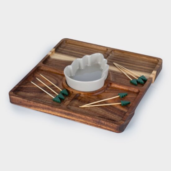 Менажница Anna Lafarg Шишка 4 секции, 25 см, с пиалой и шпажками (ANLAF-CBK1303)