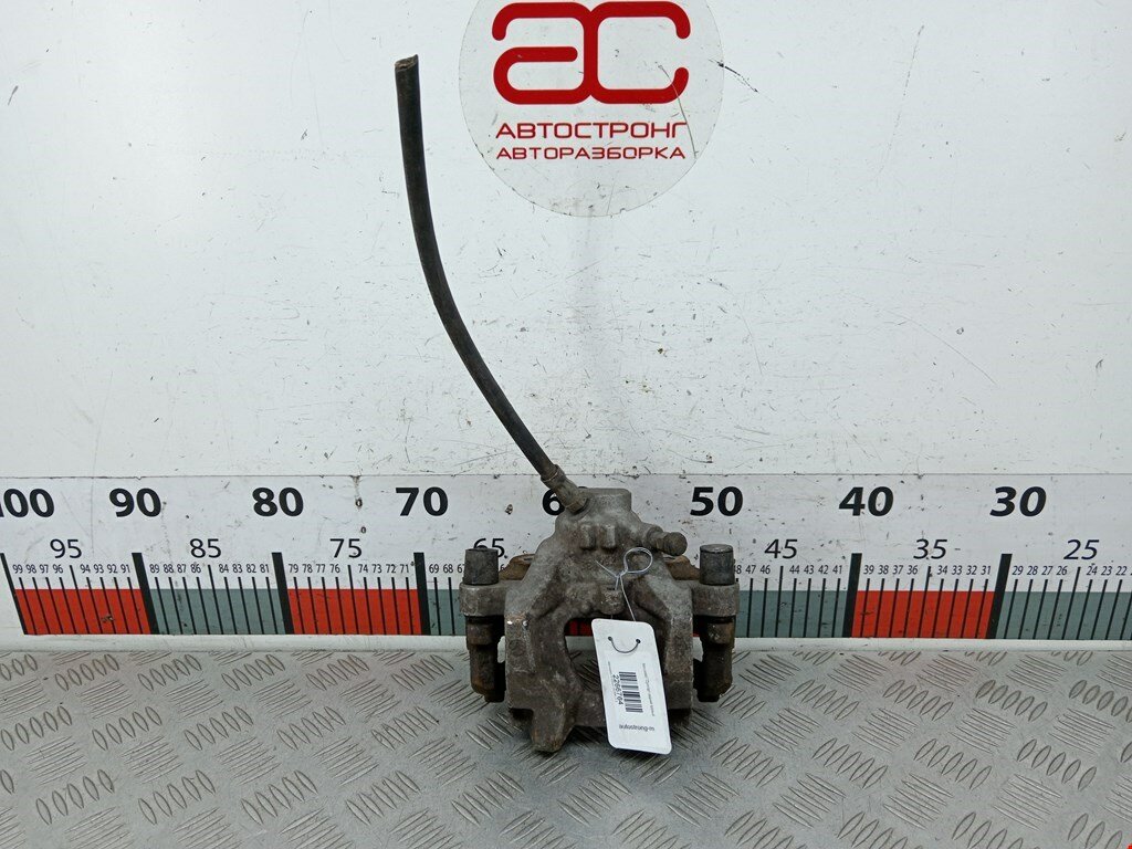 Суппорт задний правый Mercedes C-Class (W204) A2044231681 арт. 2266764