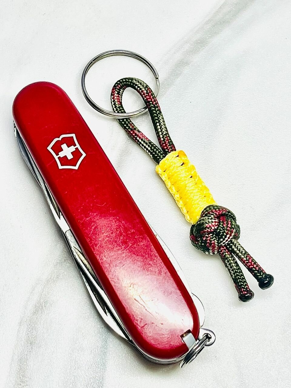 Темляк для ножа