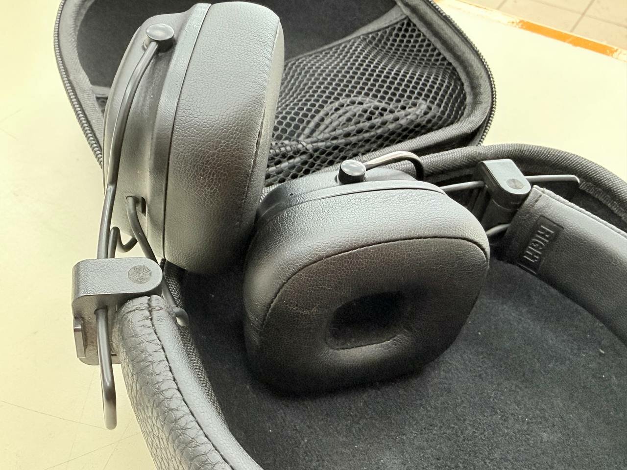 Накладные беспроводные наушники MARSHAL Major IV 4 Б/У уценка