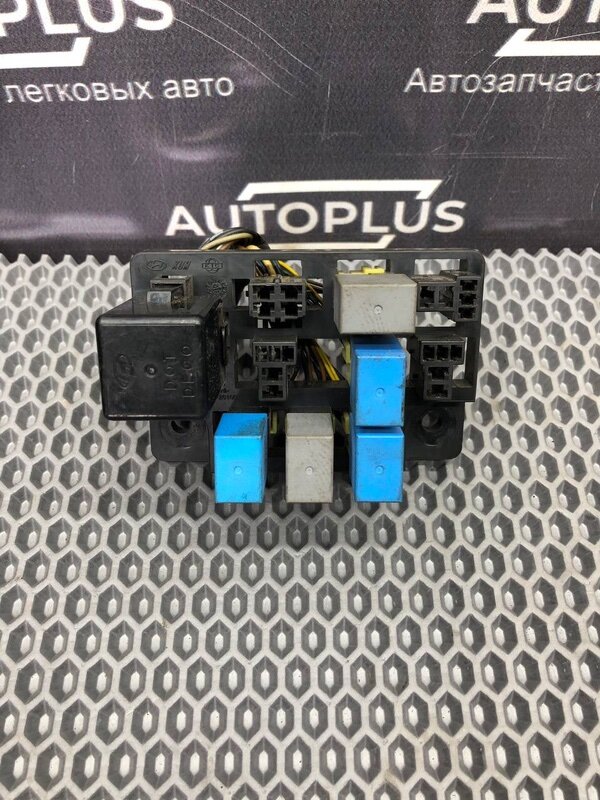 Блок реле Hyundai Accent 2005 (1.5 G4EC) Б/У с пробегом Арт. 14942