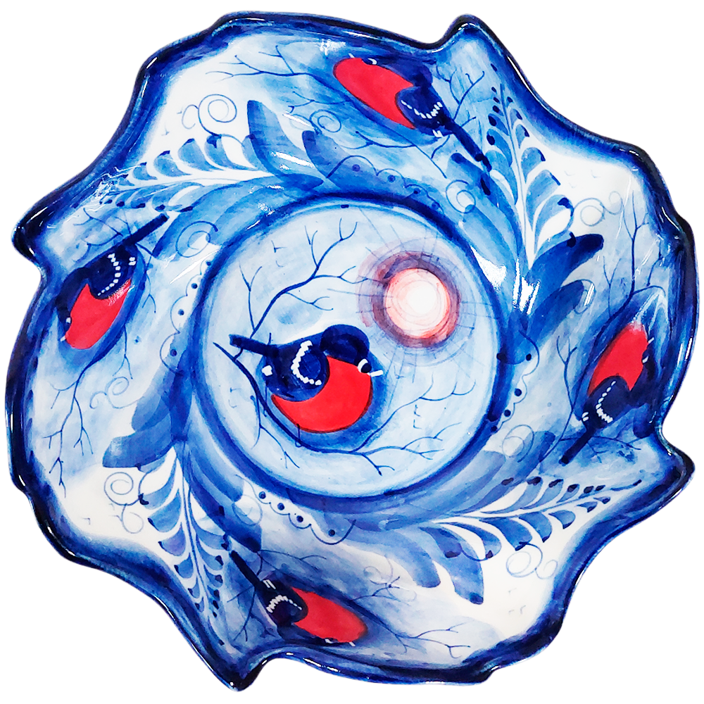 Фарфоровый салатник ручной работы "Вихрь", гжель со снегирями