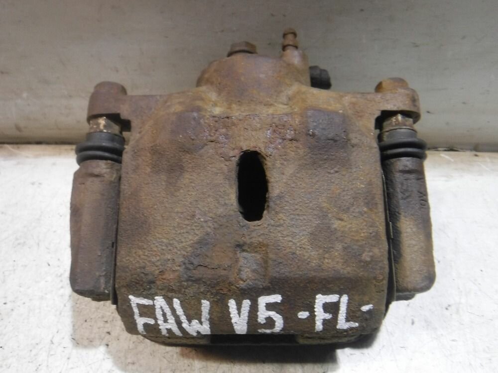 Суппорт передний левый FAW V5 4775052020B