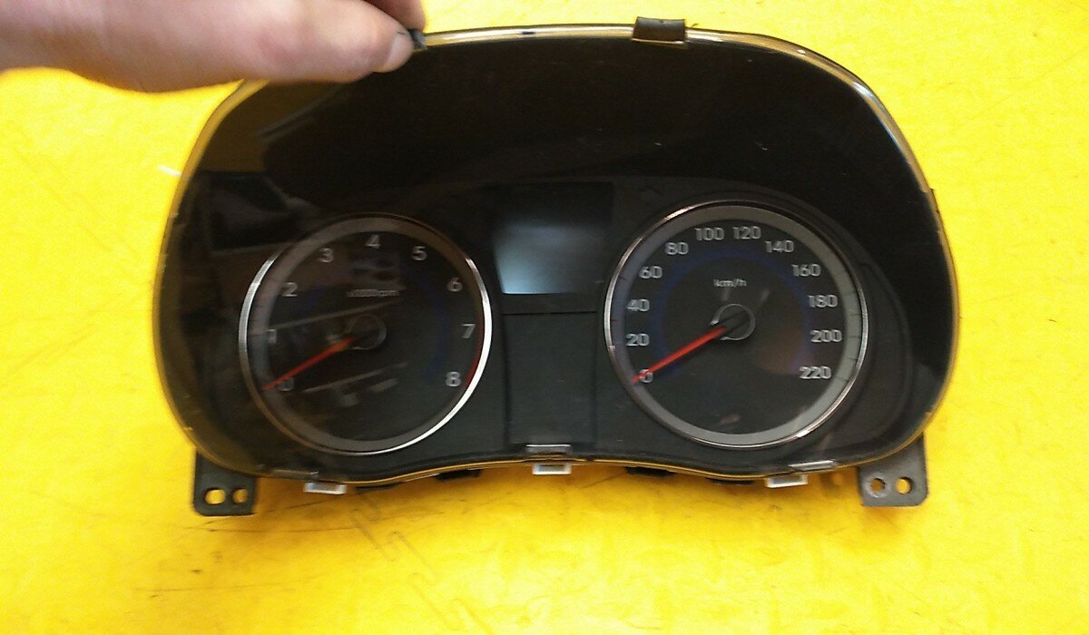 Панель приборов Solaris Hyundai 940034L210