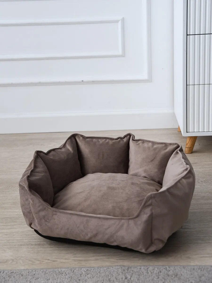 Лежанка для собак и кошек мелких и средних пород