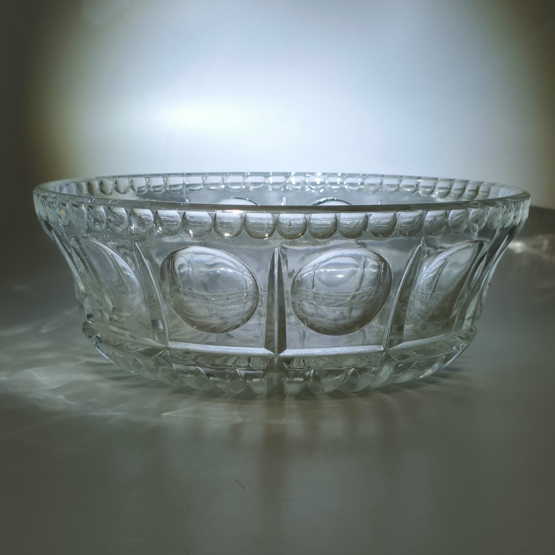 Салатник с рельефным декором, стекло, СССР, 1970-1990 гг.