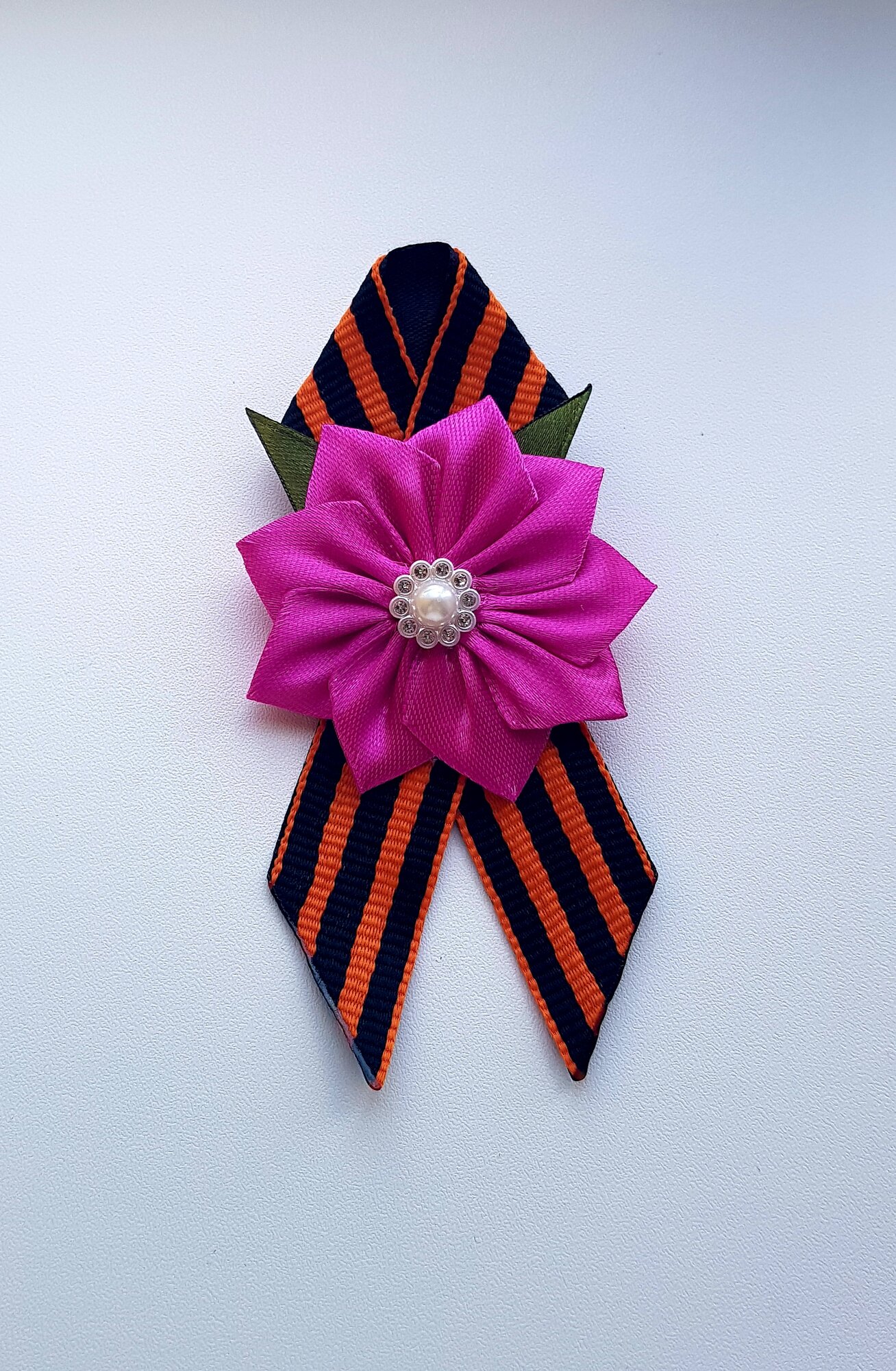 Брошь, стразы, жемчуг имитация