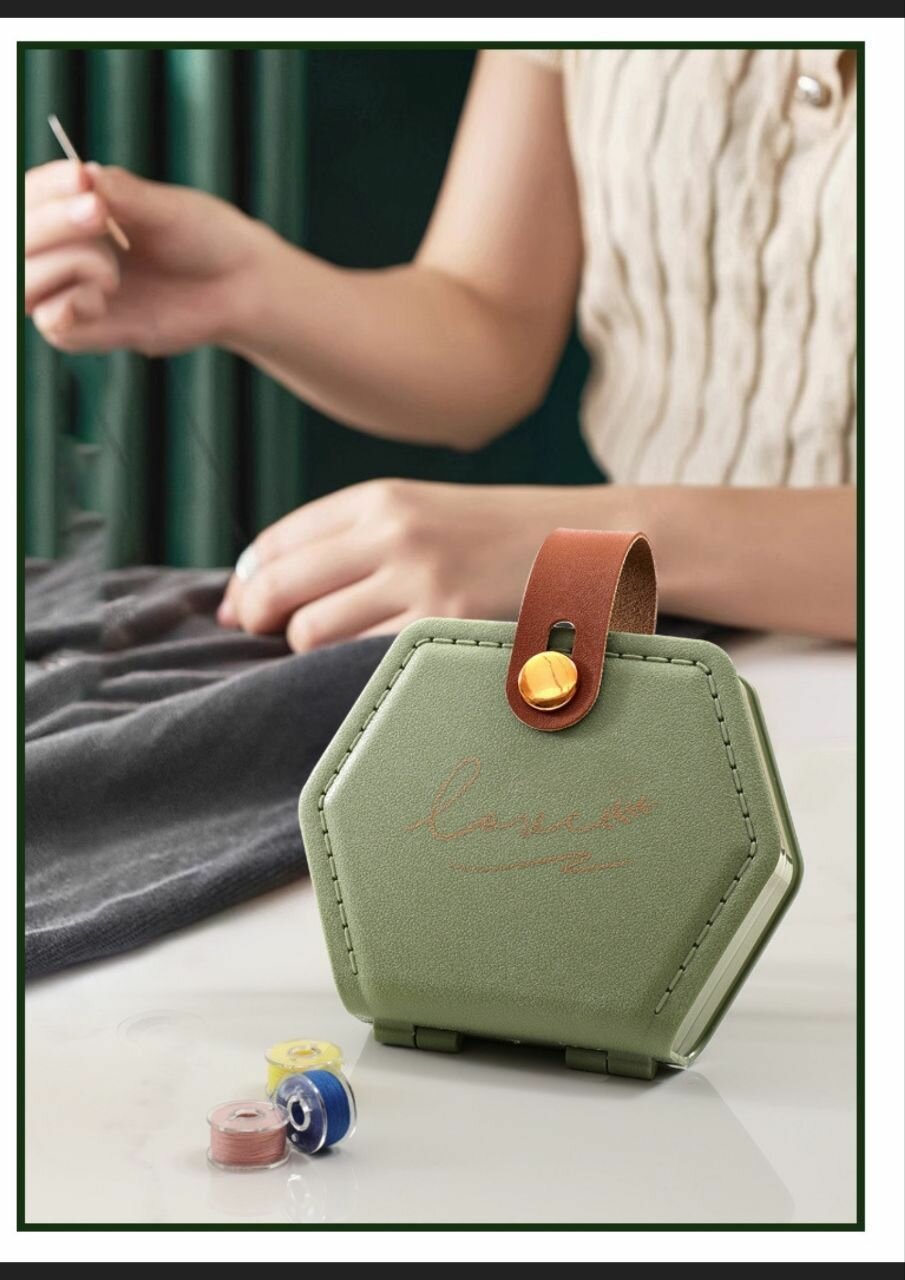 Швейный набор в органайзере на 18 предметов