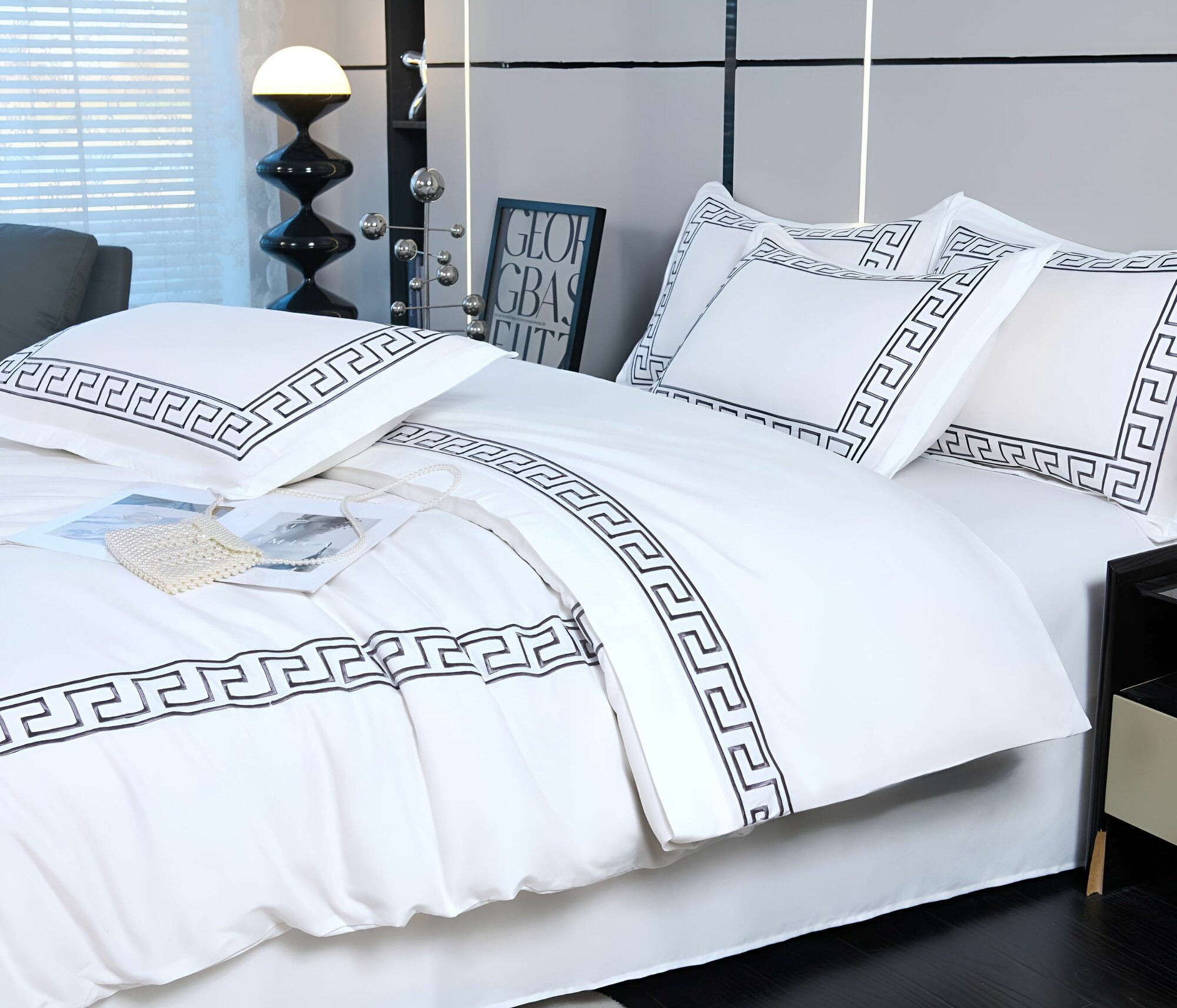 Комплект постельного белья сатин-люкс BELLA HOME , евро, наволочки 50х70 см, с вышивкой