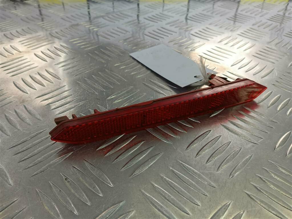 Катафот задний Б/У для HONDA Civic VIII (2005—2009) 33555SMGE01