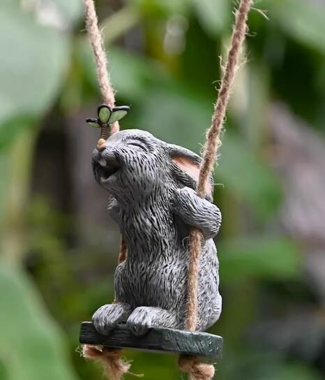 Фигурка садовая заяц на качелях, декоративное украшение для дома и сада
