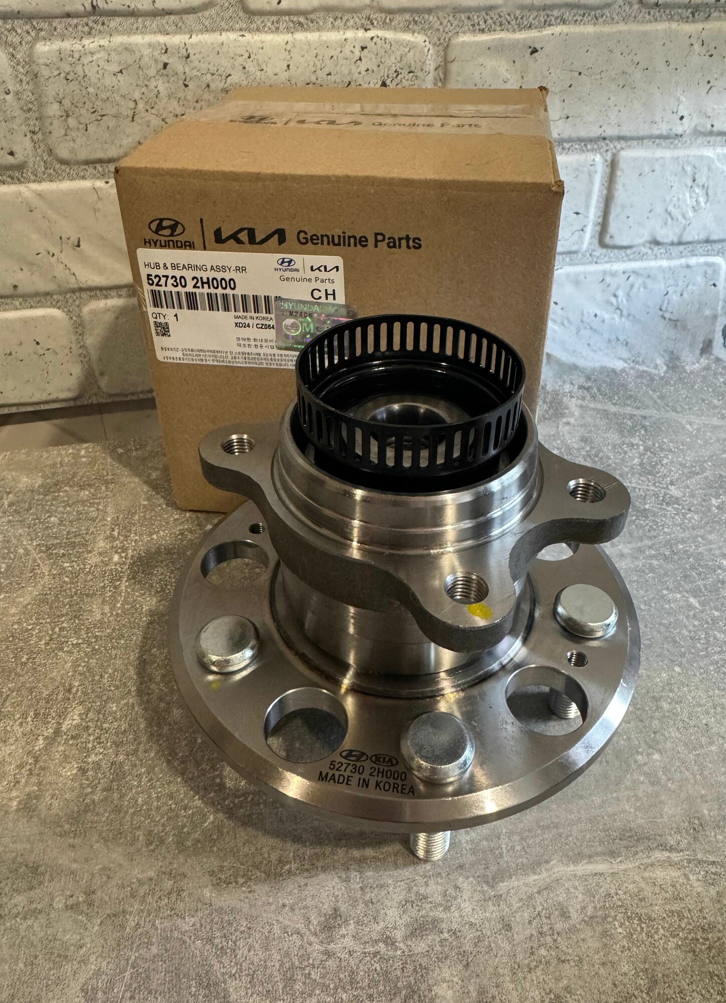 527302H000 Оригинальная ступица колеса Hyundai/Kia