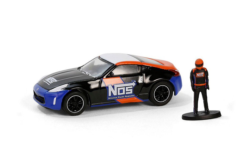 Nissan 370Z "nos nitrous oxide systems" с фигуркой пилота 2020 black/blue/orange (длина модели 6-10 см)