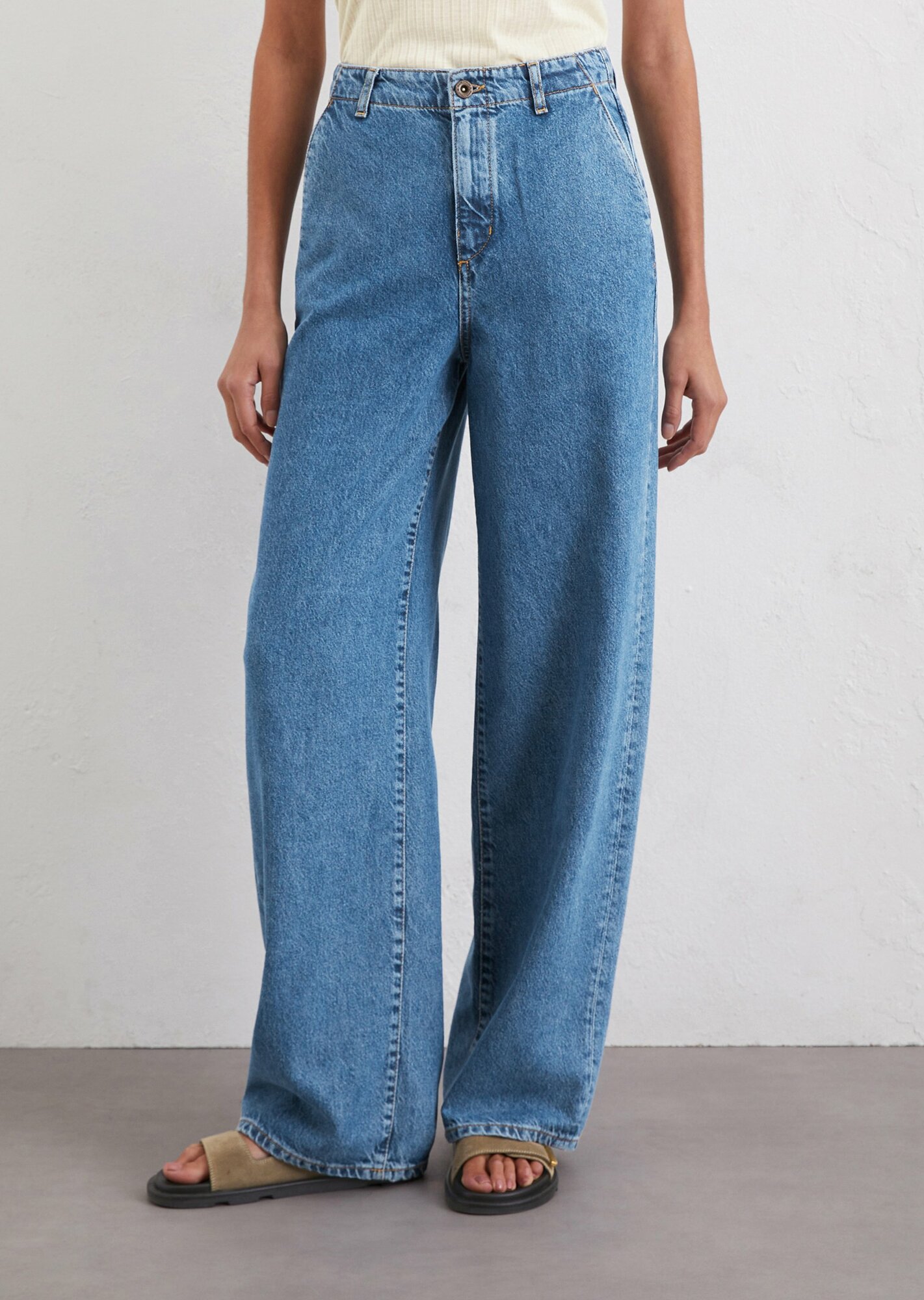 Джинсы широкие LUMA 