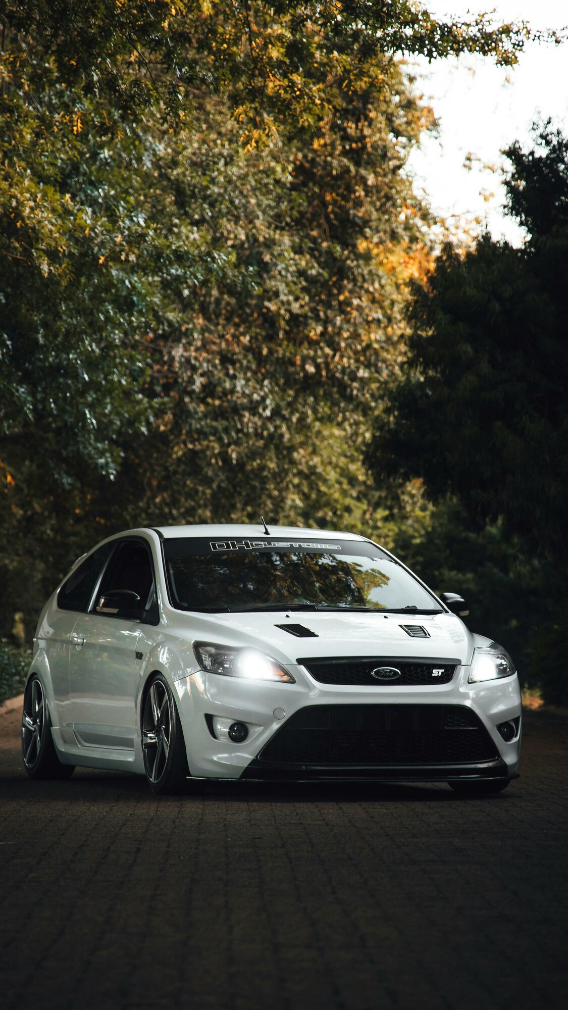 Картина на холсте 60x110 LinxOne "Автомобиль, интерьер для дома / декор на стену / дизайн