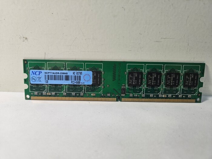 Оперативная память DDR2 1Gb PC2-6400 NCP NCPT7AUDR-25M48