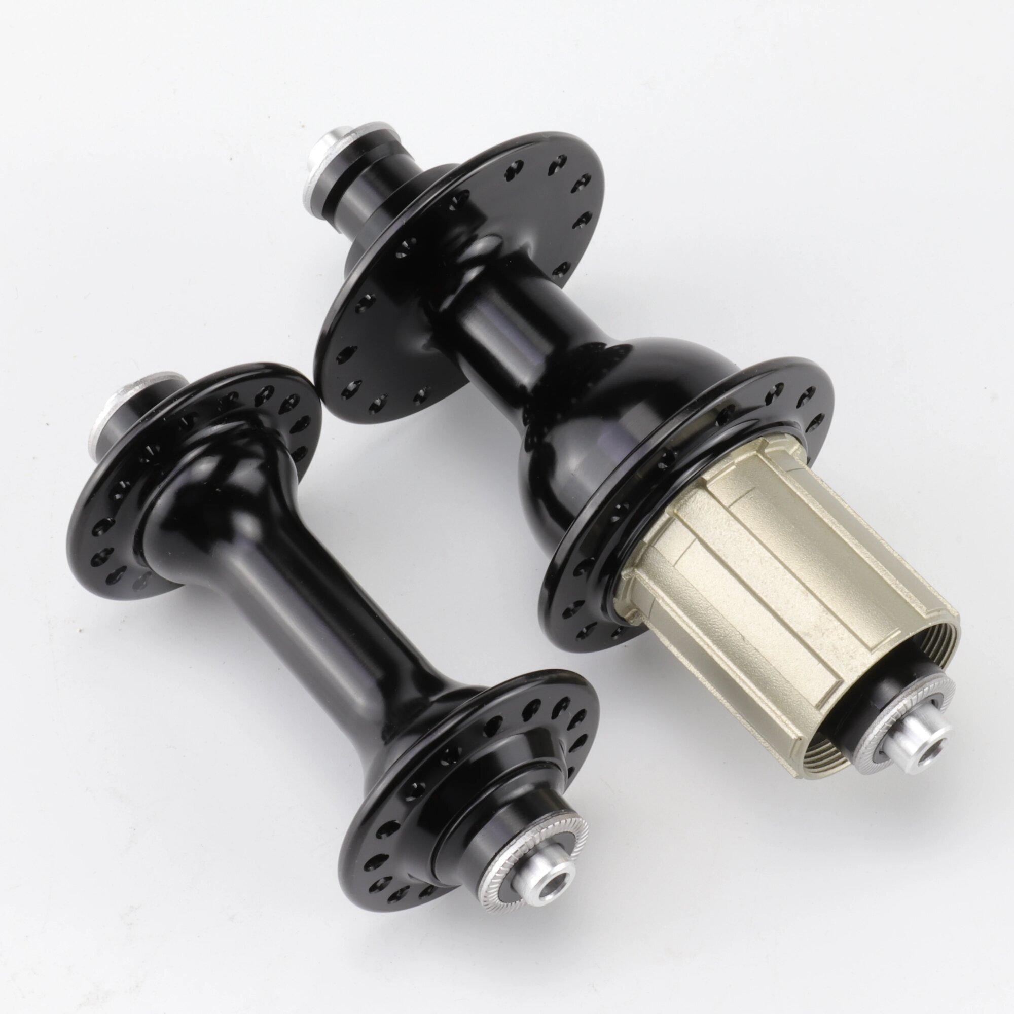 Велосипедная ступица V-тормозная 32 отверстия черная Черный, Black 32H pair