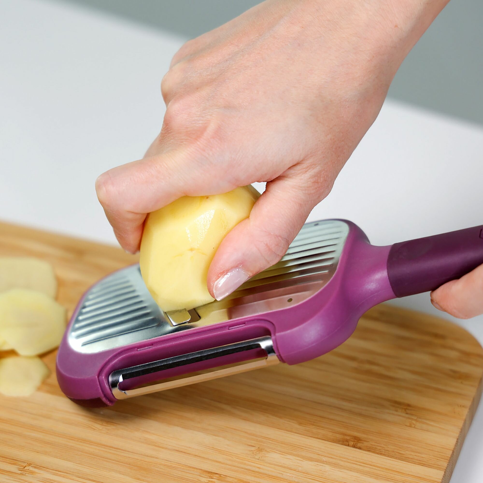 Терка и овощечистка (2-в-1) 25см TREBONN Kitchen Tools, нержавеющая сталь, фиолетовая