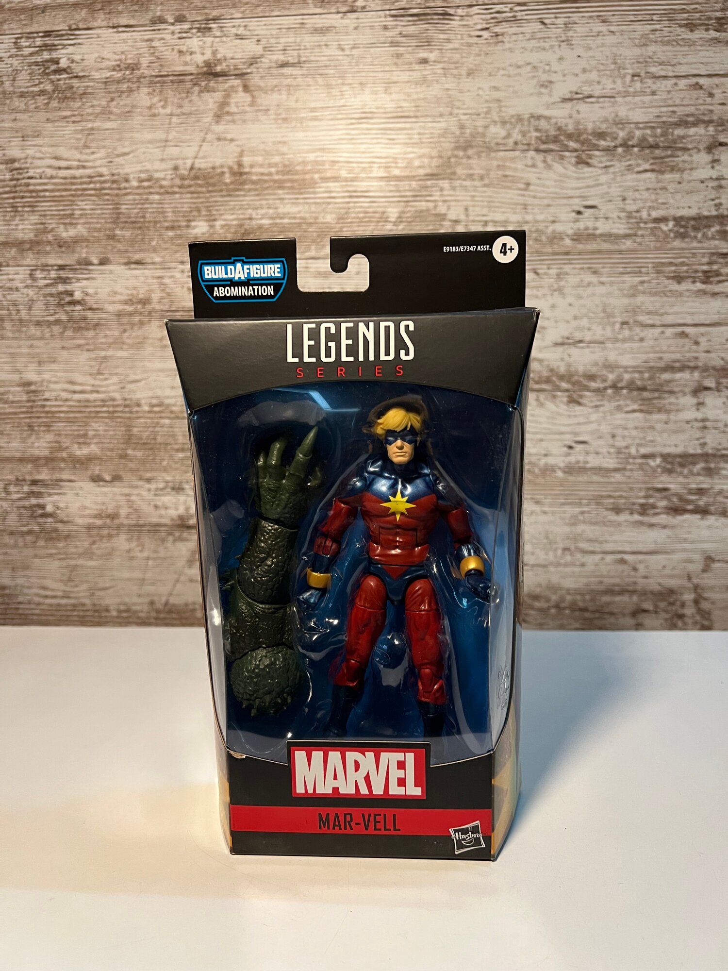 Фигурка Мар-Велл, Капитан Марвел, Marvel Legends Mar-Vell, 16 см от Hasbro