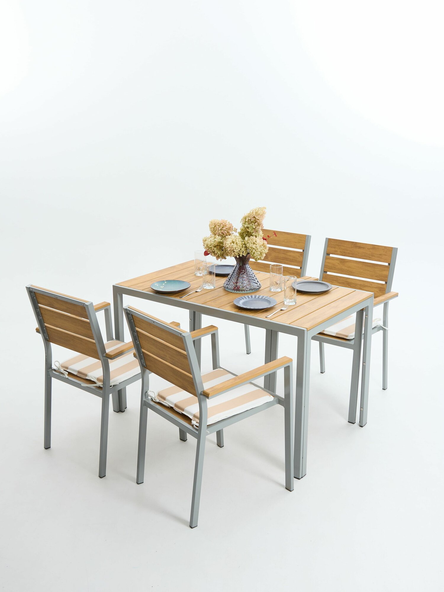 Комплект мебели ВВА для сада и летнего кафе Лиссабон 4 кресла и стол 120х70