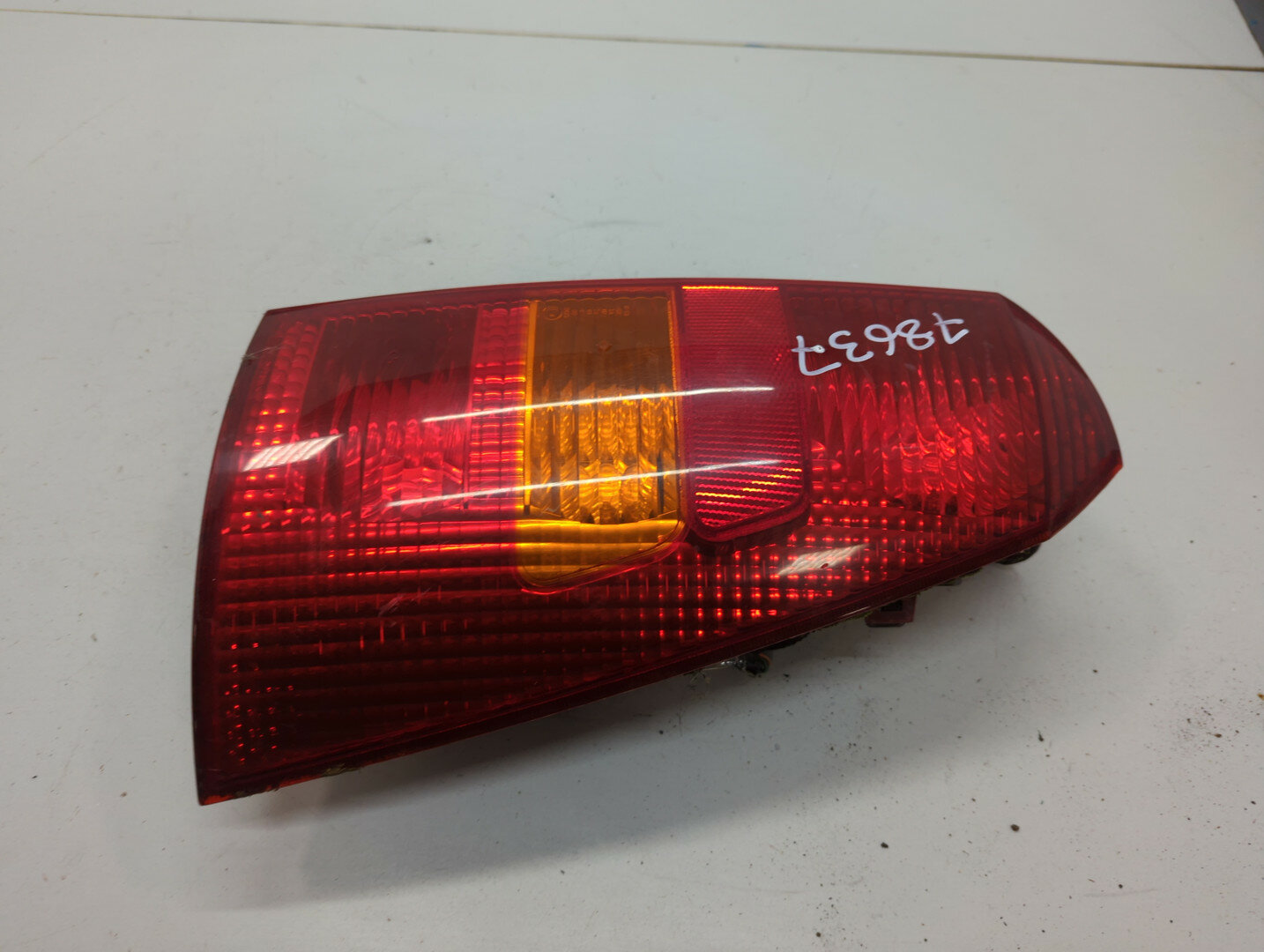 Фонарь (задний) правый Ford Focus 1 Б/У