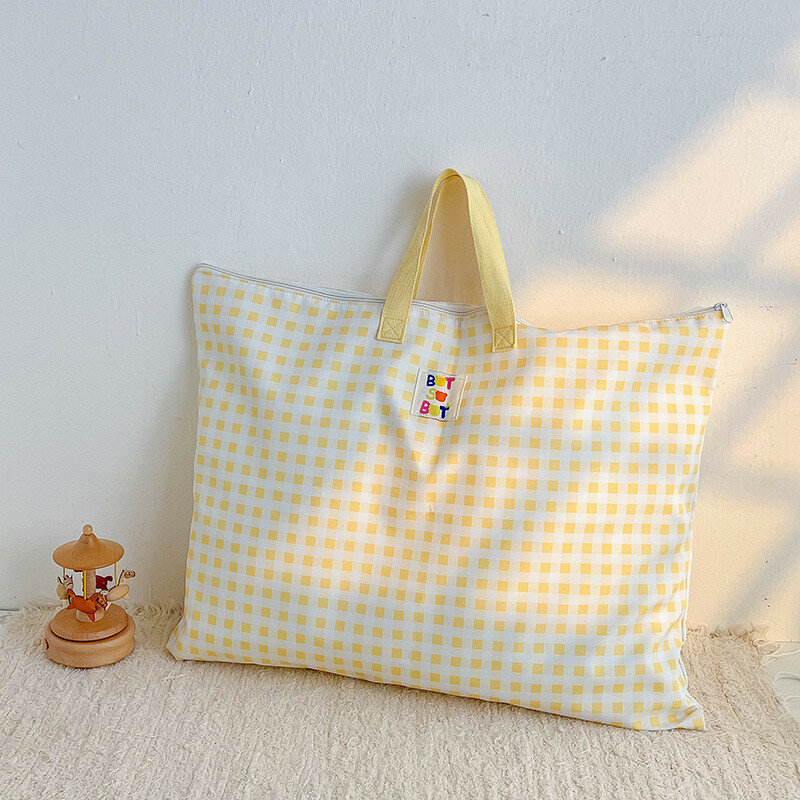 Детская сумка-тоут универсальная с модовым клетчатым рисунком большая емкость для школы и игр желтый
