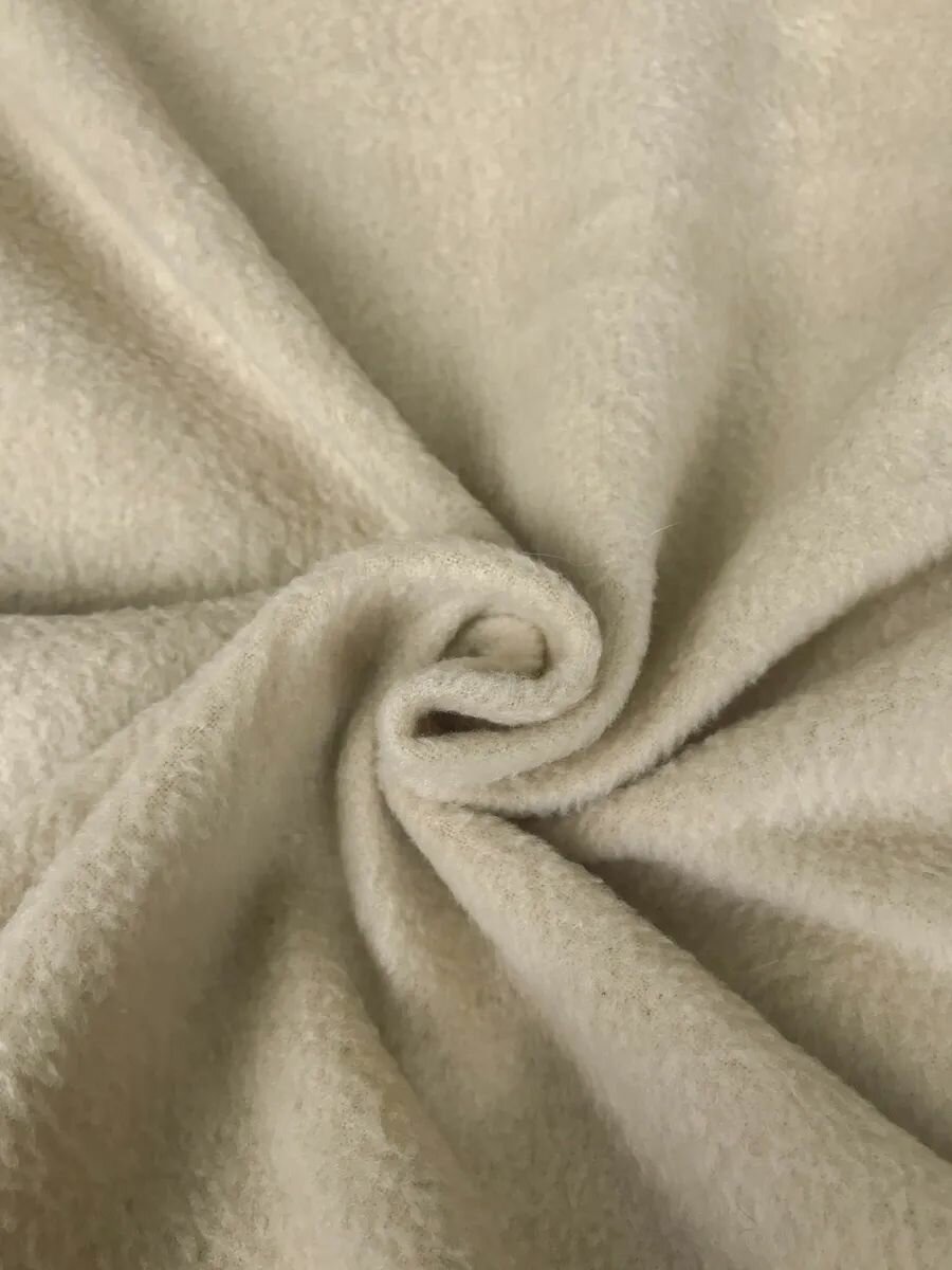 Ткань Флис, цв. бежевый, ш-150 см, пл. 260 г/м2, отрез 1,5 метра