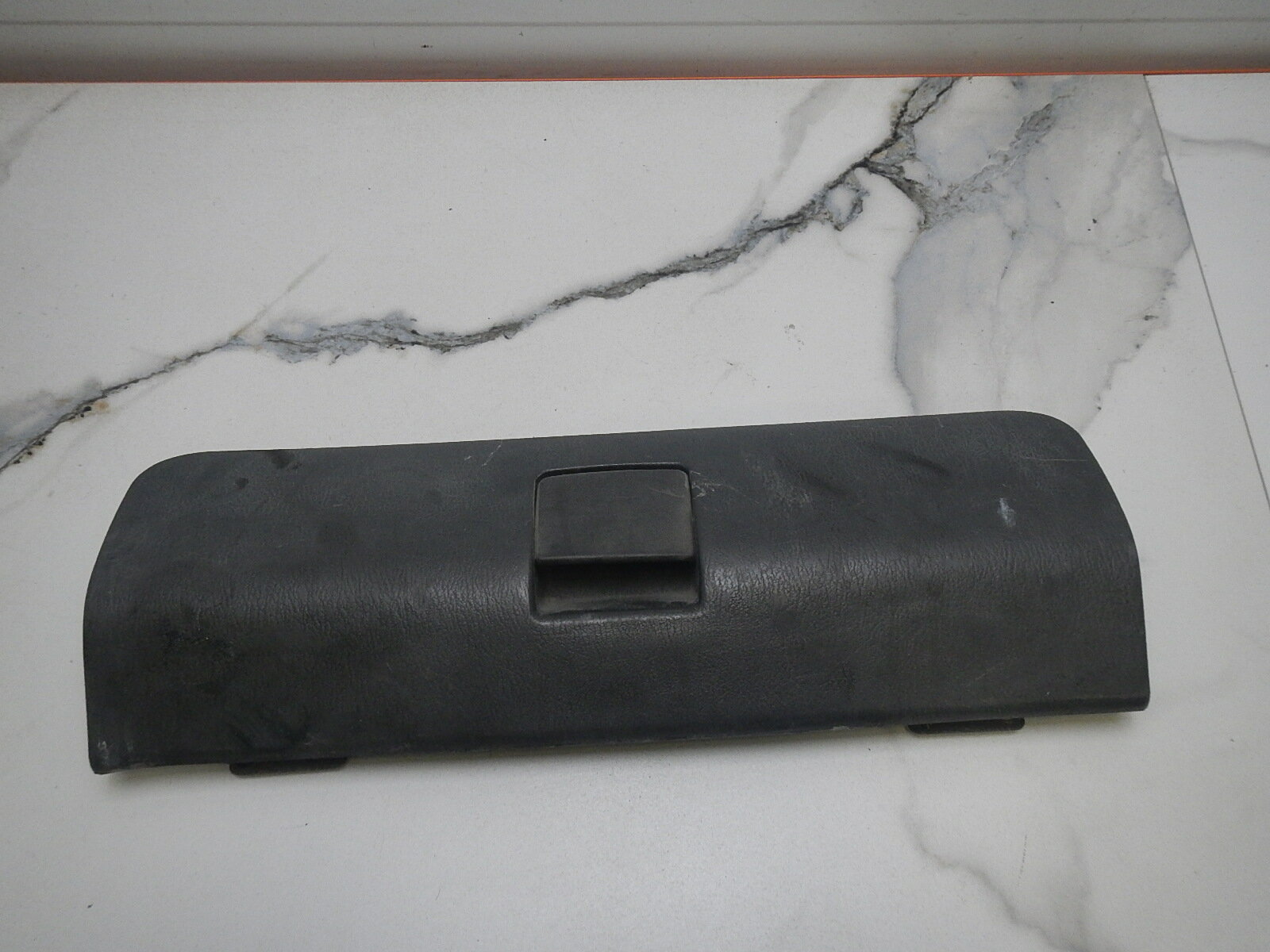 Б/У Бардачок, Hyundai (Хендэ)-HD-35/65/72/120 HYUNDAI HD-35/65/72/120 Царапины. 629221 Hyundai-KIA арт. 84726H000