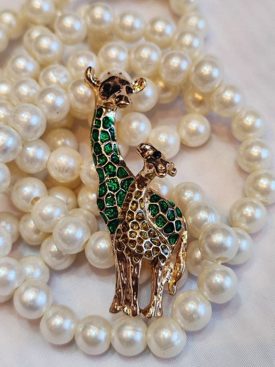 Брошь, эмаль