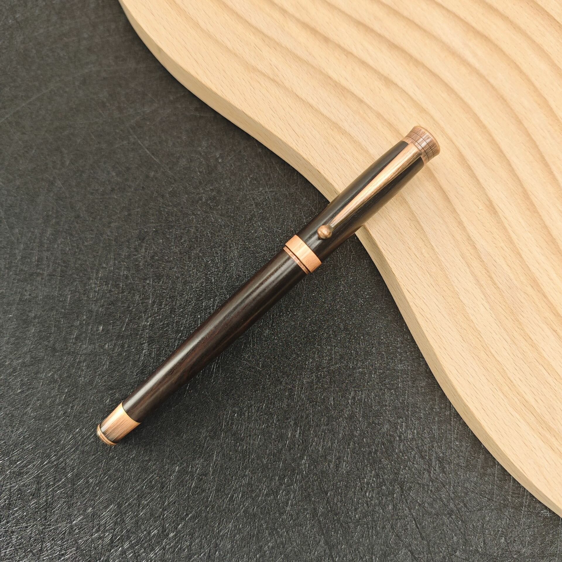 Перезаправляемый картридж с чернилами, художественная перьевая ручка, впитывание чернил, ретро, студенческая каллиграфия, деревянная перьевая ручка, лазерный логотип, перьевая ручка с темным наконечником