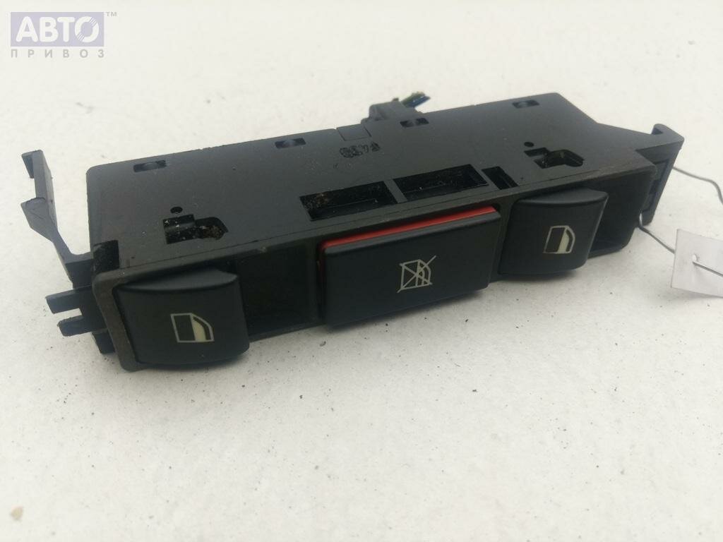 Кнопка стеклоподъемника переднего левого BMW 3 E46 (1998-2006)