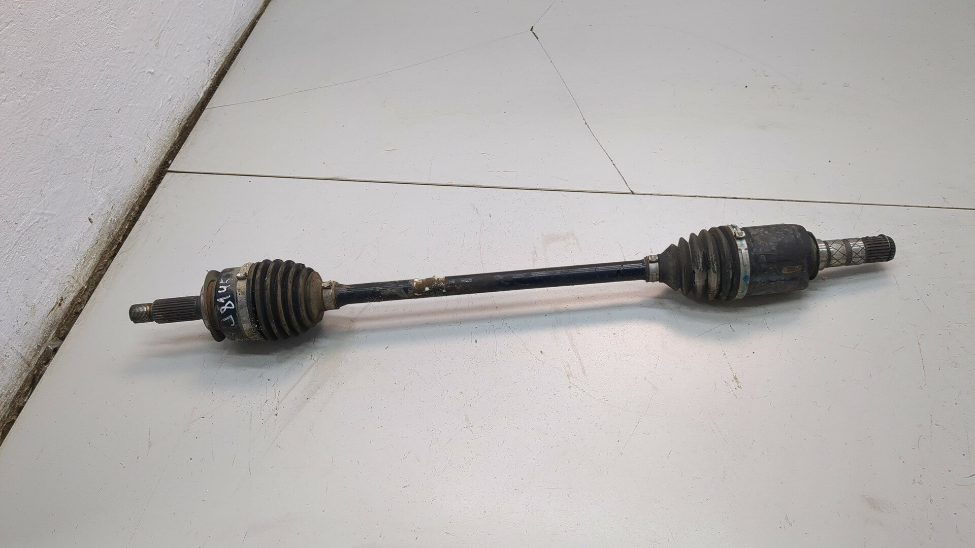 Полуось (вал, шрус) левая передняя Subaru Forester (S14) Б/У