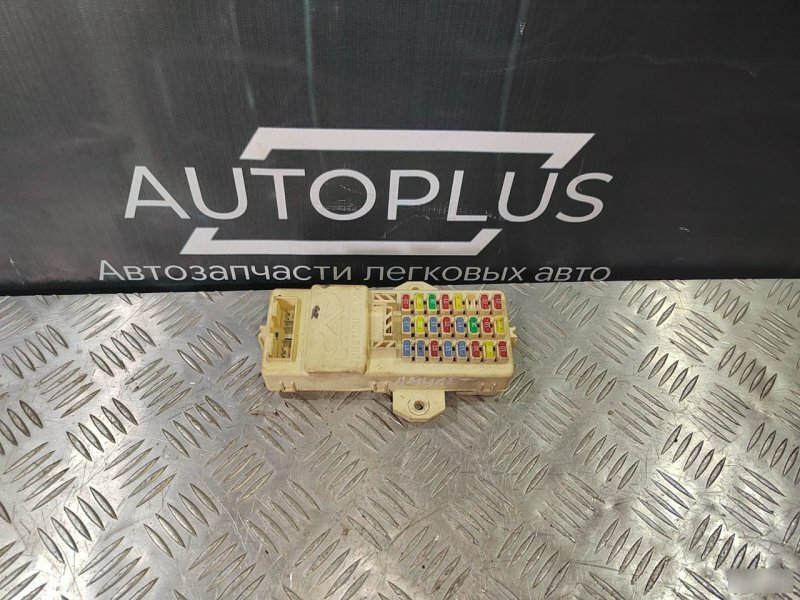 Блок предохранителей