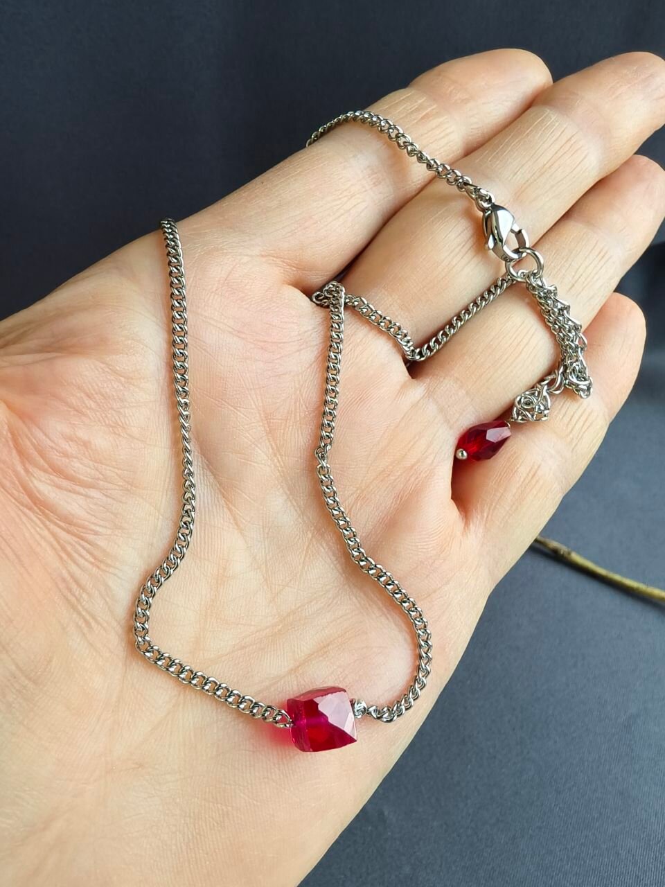 Колье, шпинель