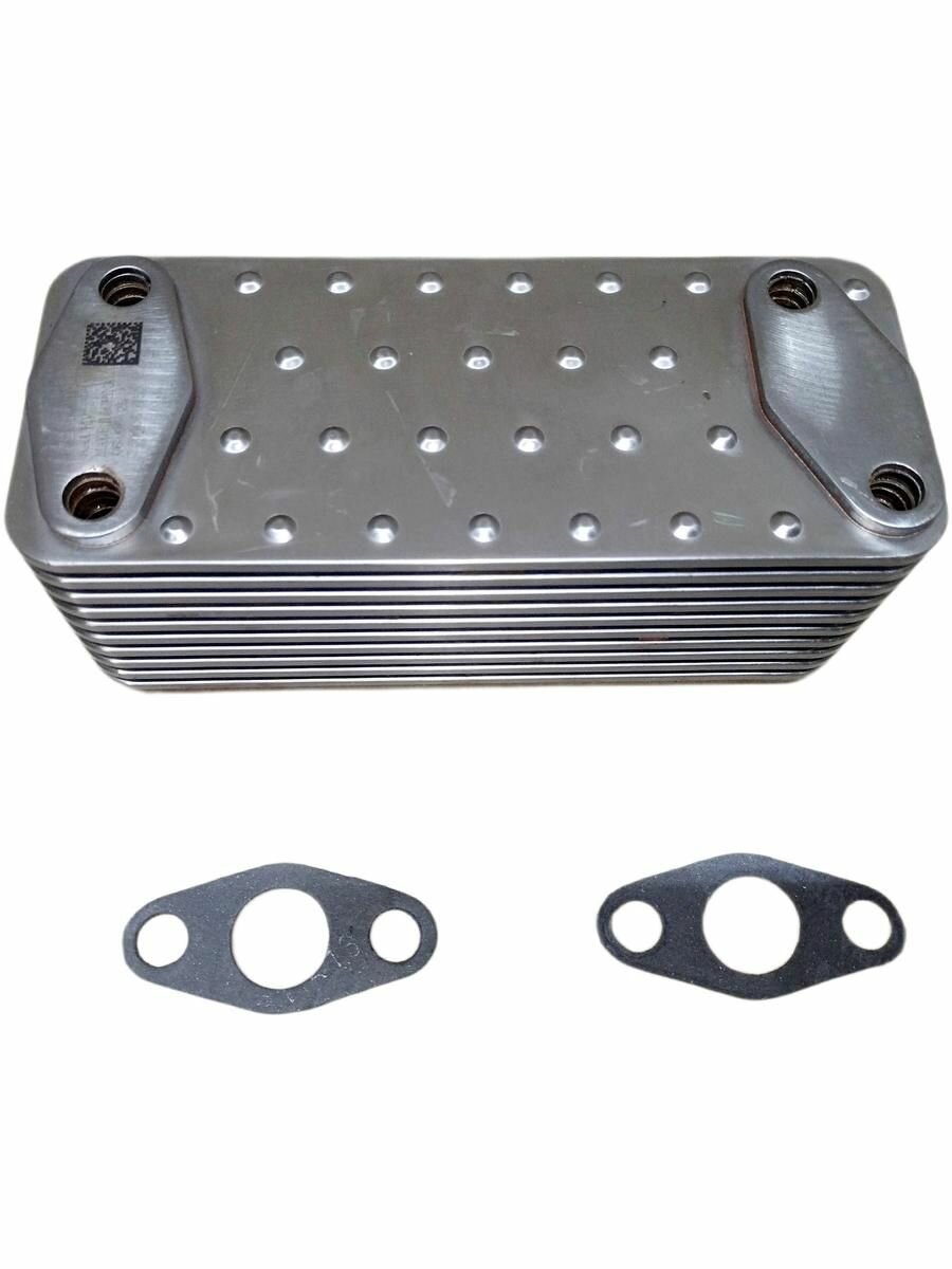 Теплообменник (маслоохладитель) 3692476F Cummins ISG12